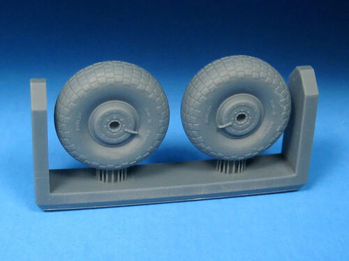 Barracuda Studios R72466 Mosquito Late Mainwheels - Block Tread