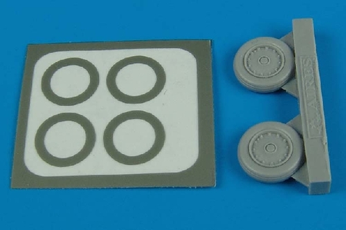 Aires 7243 F-8 Crusader wheels & paint masks