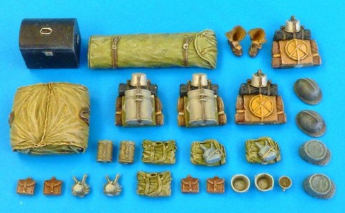 Plus Model 483 French rucksacks WWI.