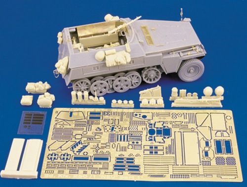 Royal Model di R. Reale 220 Sd. Kfz. 250 NEU part 1