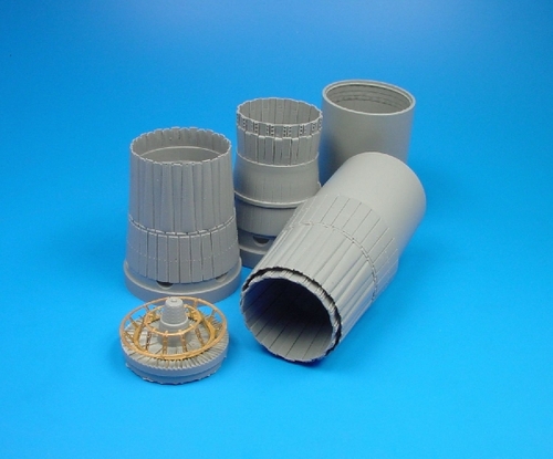 Aires 2032 Su-27 Flanker B exhaust nozzles Trumpeter