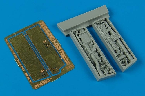 Aires 4583 F-4B Phantom II electronic bay Academy