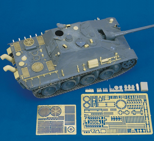 Royal Model di R. Reale 100 Jagdpanther for Italeri kit