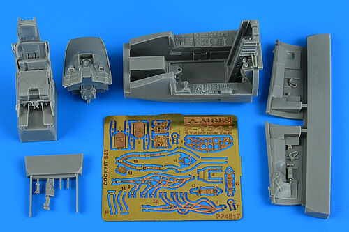 Aires 4817 F-104J Starfighter cockpit set KINETIC