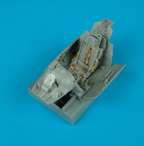 Aires 2045 F-105D thunderchief cockpit set Trumpeter