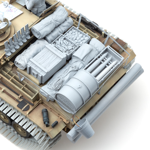 SOLMODEL MM498 German WWII StuG III Stowage Set 2