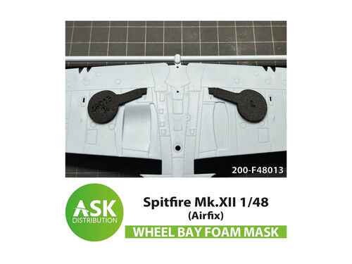 Art Scale Kit F48013 Supermarine Spitfire Mk.XII - Wheel Bay Foam Mask (for Airfix Kits)