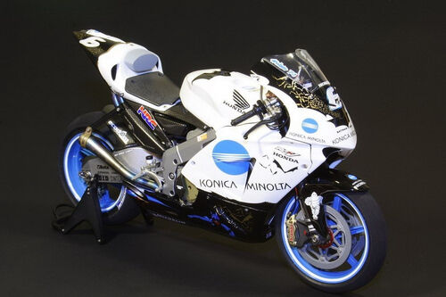 Renaissance MTK12-019 Honda RC211V 2005 - Konica Minolta (Resin Parts & Decals Set / for Tamiya Kits)