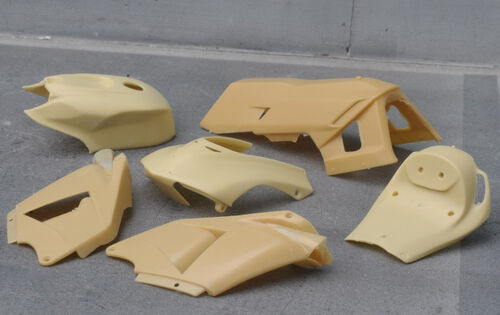 Renaissance MTK12-037 Honda RC211V 2002 Evolution - Resin Parts (for Tamiya Kits)