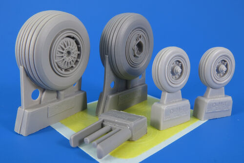 Quick Model Details R32008 Early wheels (not weighted) for McDonnell Douglas F-4 C/D/E Phantom (for Tamiya kits)