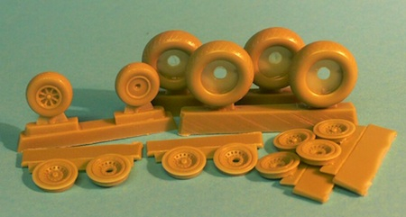 Radial Engines & Wheels 72008 Boeing B-29 A Superfortress - wheels with diamond tread (for Academy and Airfix kits)