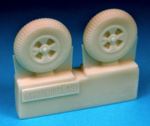 Barracuda Studios R72222 British 4-Slot 32” Wheels - Block Tread