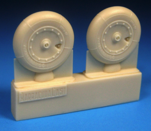 Barracuda Studios R48423 Fw 190A-6 through A-9, F, D Mainwheels w Smooth Tire