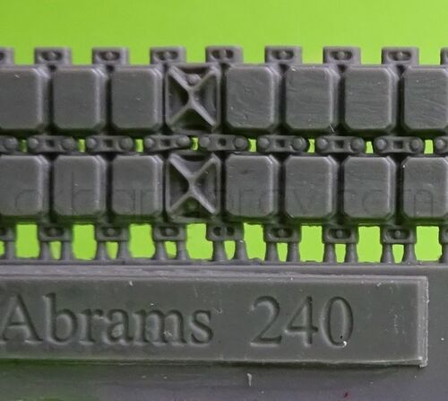 OKB Grigorov S72240 Tracks for M1 Abrams, T158 with ice cleats