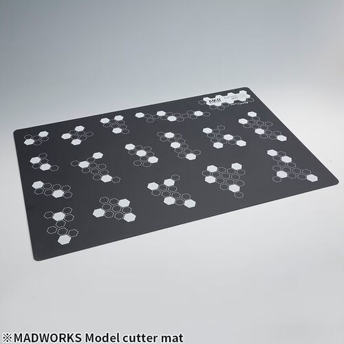 Madworks MH-09 Cutting Mat with Patented Color Picker (A3)