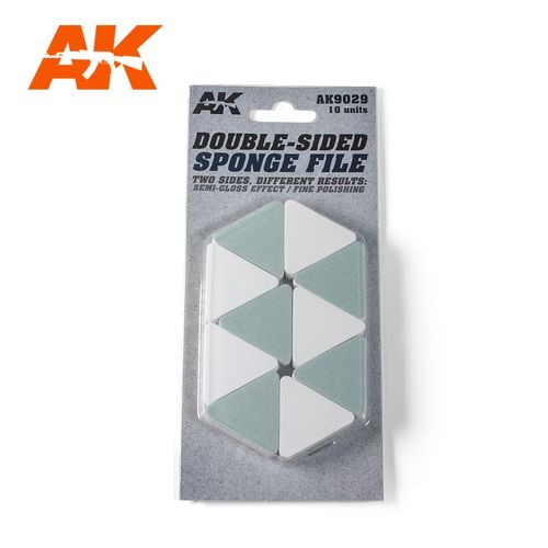 AK-Interactive 9029 Double Sided Sponge (Semi-Gloss Effect / Fine Polishing)