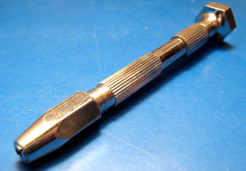 Adammed MA245 Uchwyt z pokrętłem do wierteł 0.1 - 2 mm