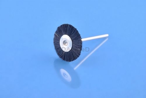 Adammed A010-E Szczotka na uchwycie - czarne twarde włosie 21mm