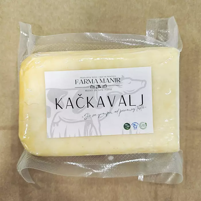 Domaći dimljeni kačkavalj 1kg