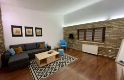 Izdavanje dvosobnog stana 60 m2 – Novi Sad, odlična lokacija, pet friendly, dugoročno