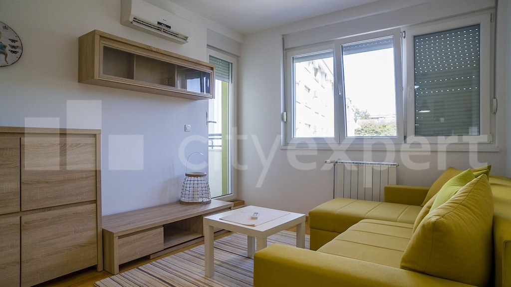 Stan Izdavanje Novi Sad Bez provizije - 37m², Šumadijska, Novi Sad - 500€