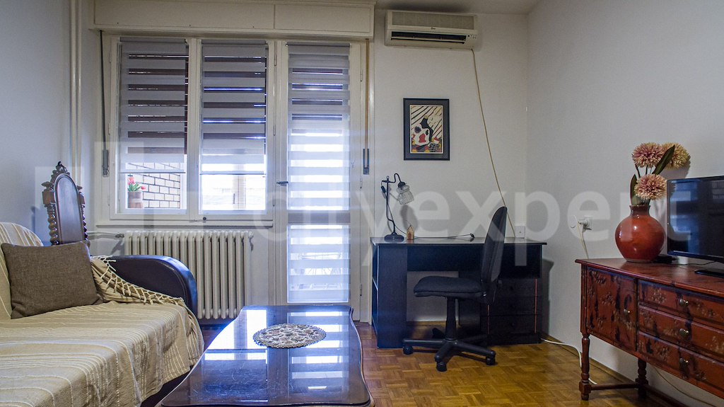 Stan Prodaja: 45m², Episkopa Visariona, Novi Sad - 119000€
