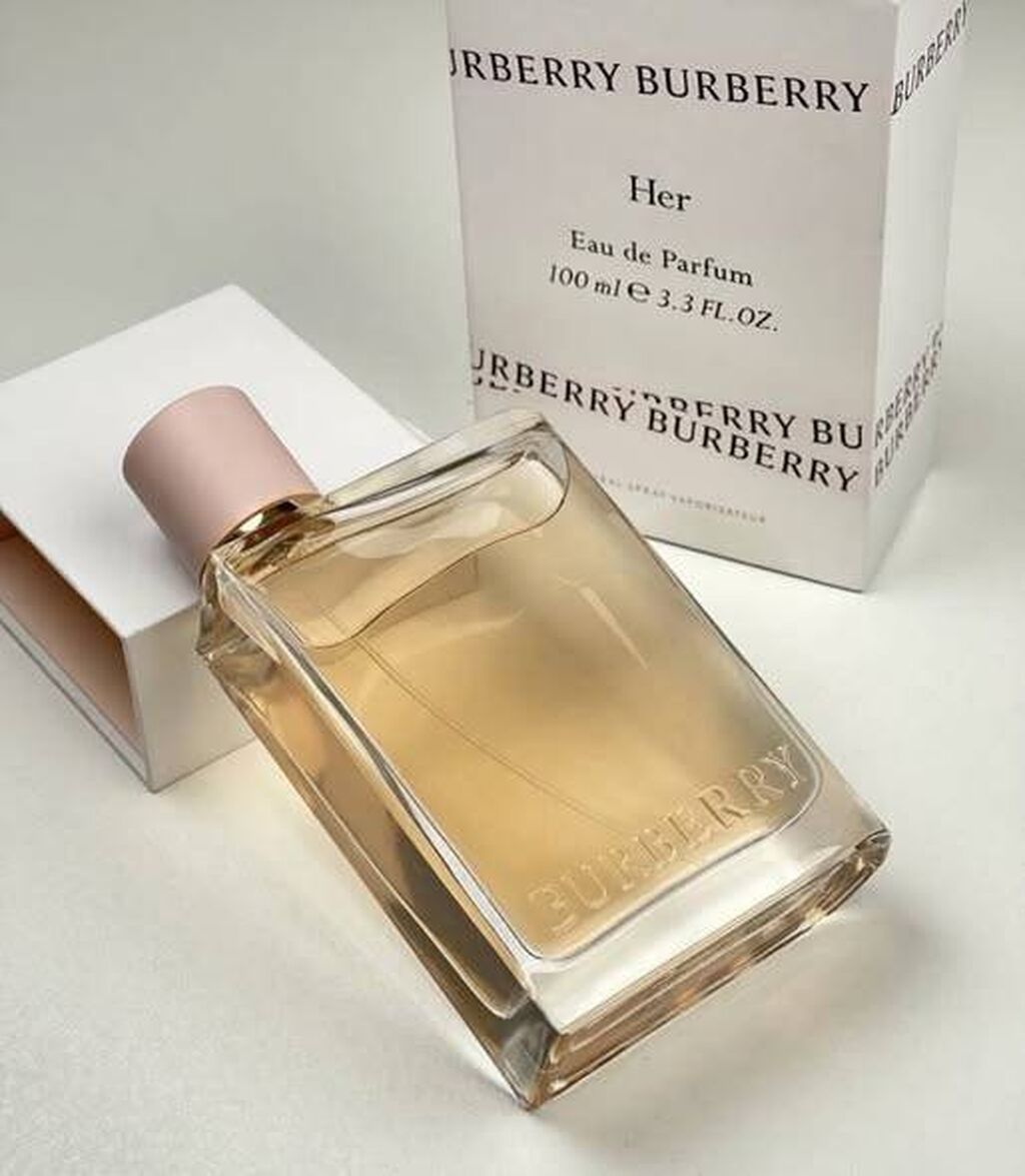 Ovo je ženski parfem Burberry Her Eau de Parfum. Opisan je kao prvi