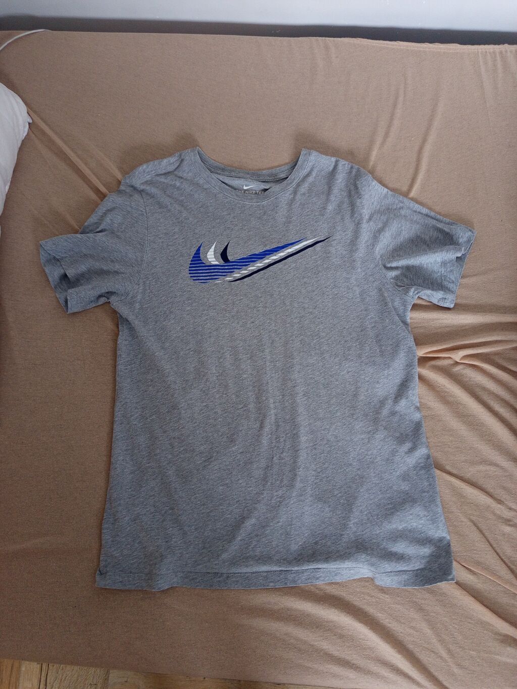 Men's T-shirt Nike, bоја - Siva
