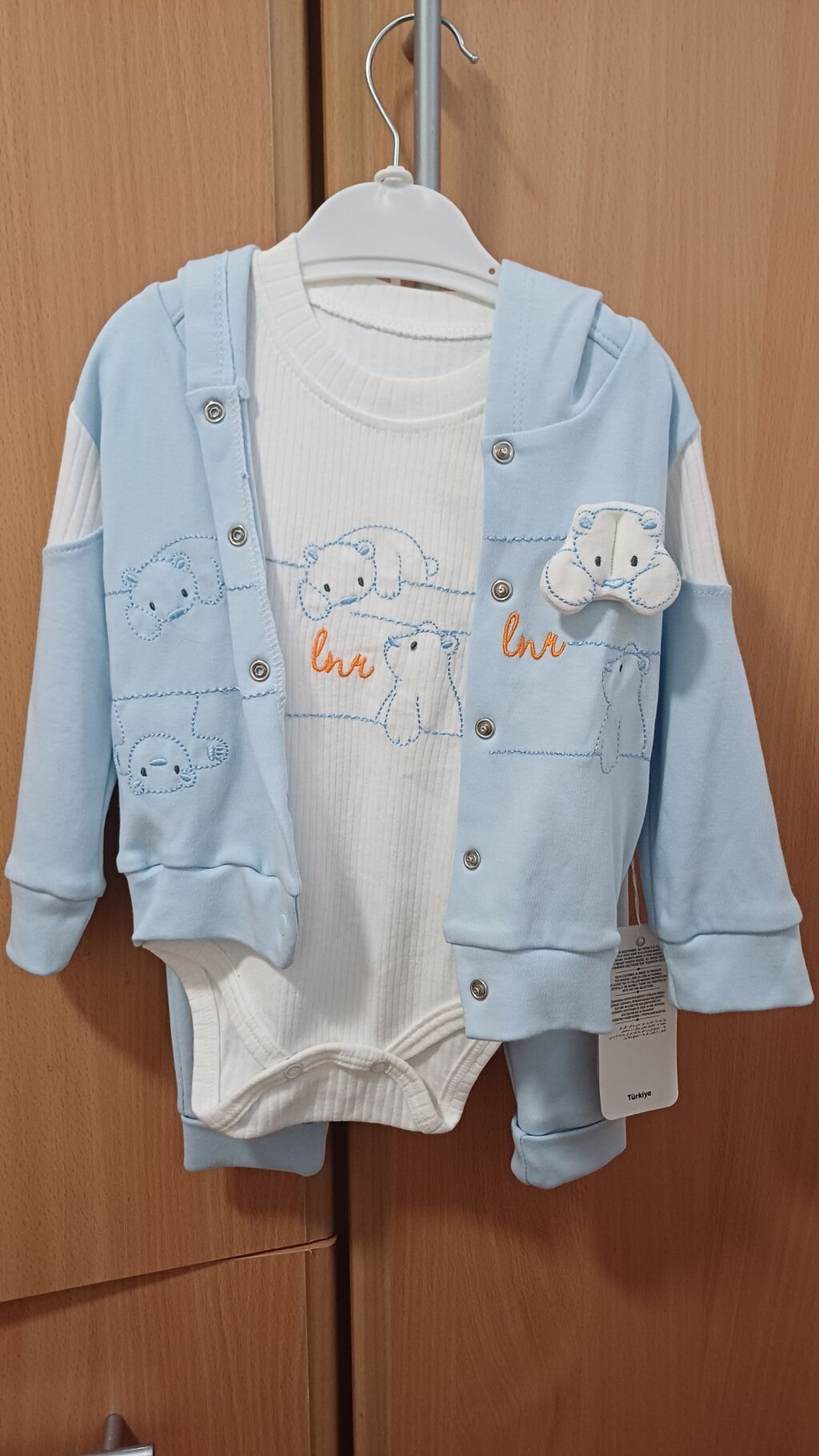Hopy Kids komplet za bebe (7–9 meseci) - Trod elni set: bodić dugih