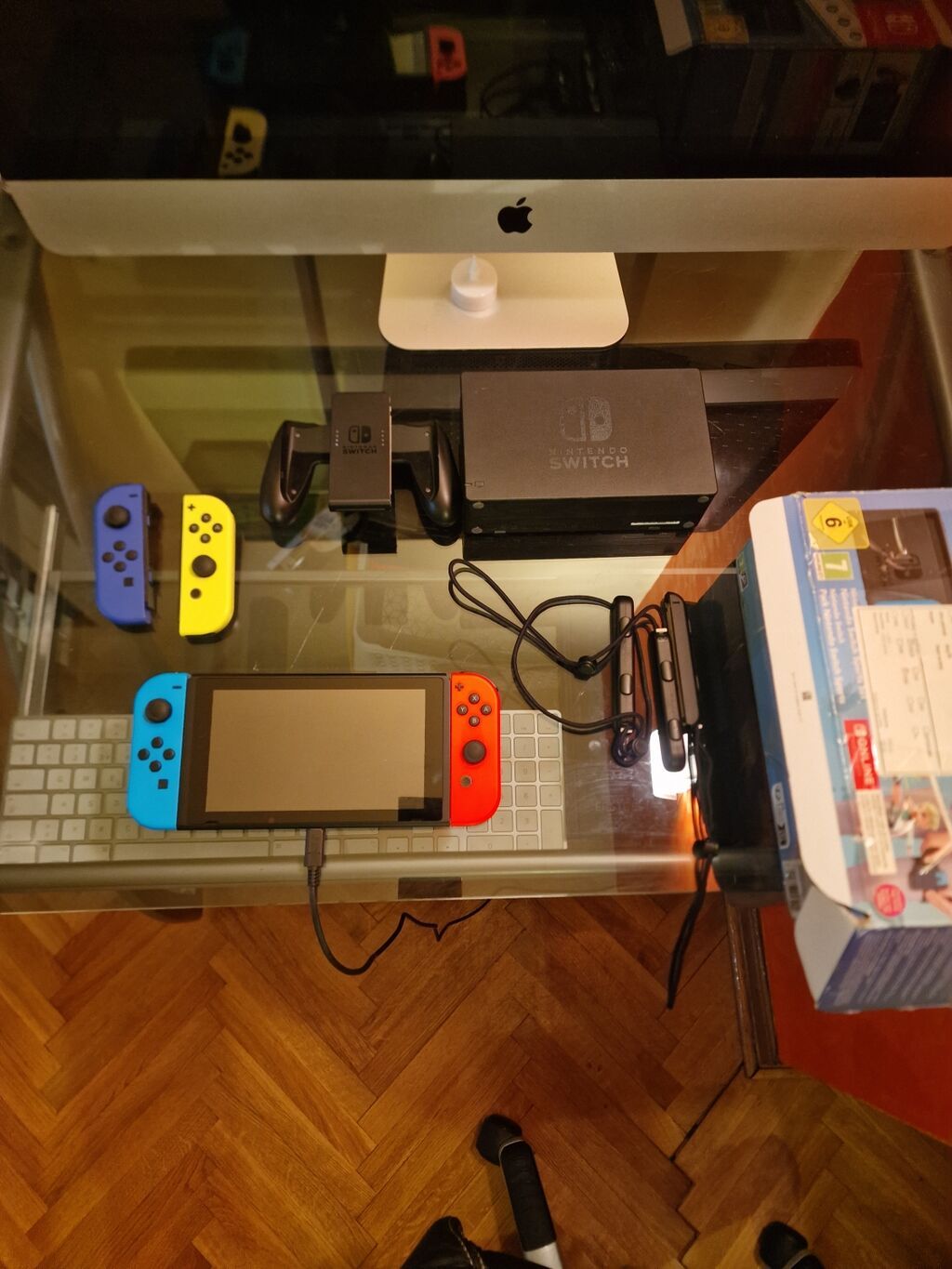 Nintendo Switch V2 – čipovan Prodajem Nintendo Switch V2 odličnom