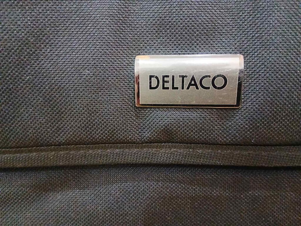 Deltaco torba za laptop – elegantna i praktična poslovna torba u crnoj