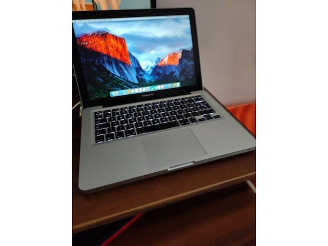 Apple MacBook Pro