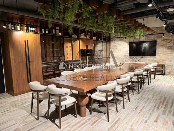 Top lokacija | Idealno za delikates & wine bar | Lokal 345 m²