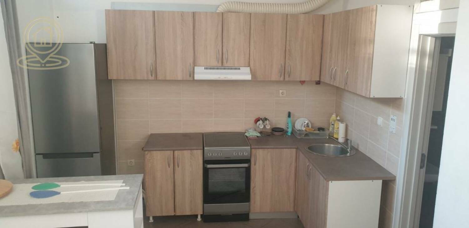 Izdavanje garsonjere Novi Sad – Grbavica, 28m², suteren, nameštena, dvoriš