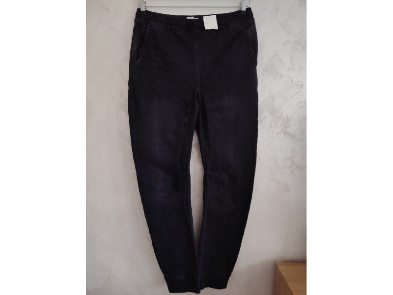 JOGGER muske pantalone M NOVO
