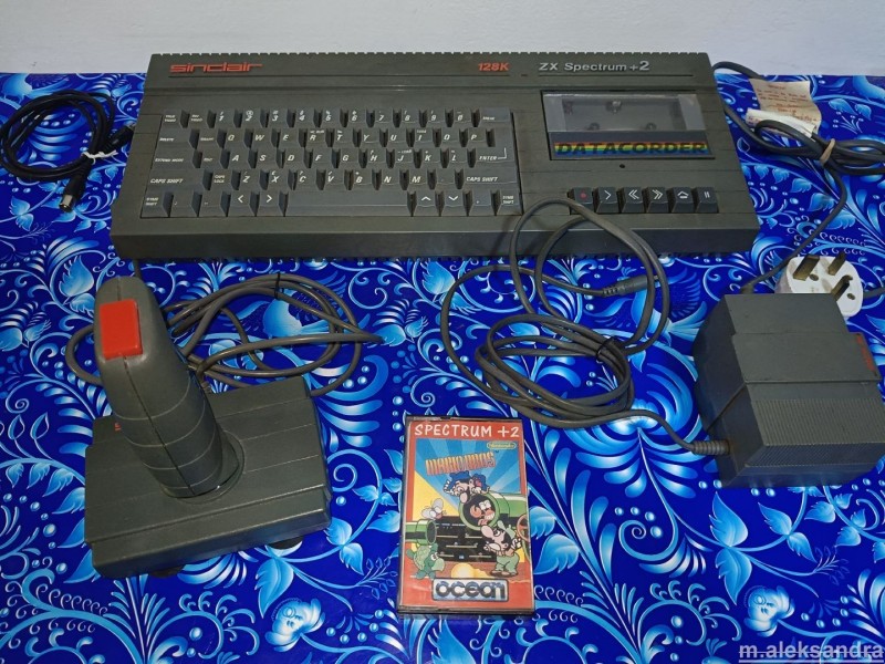Sinclair ZX Spectrum +2 128K