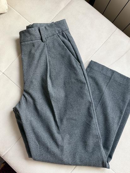 Zara pantalone