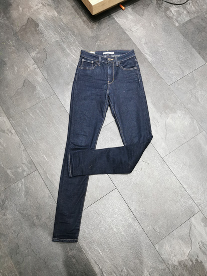 Levi's farmerice nove