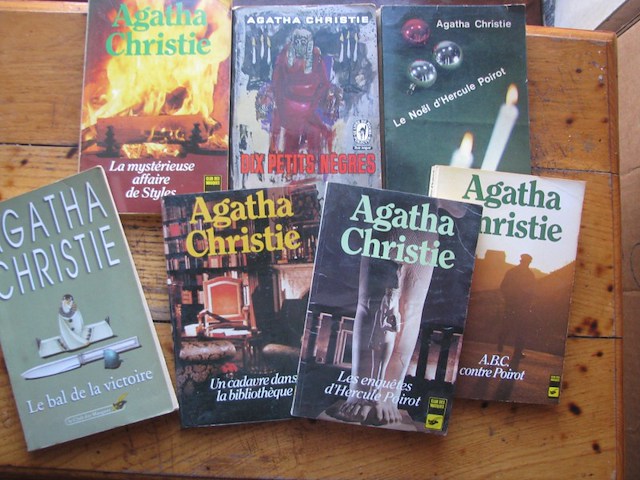AGATHA CHRISTIE - KOMPLET OD 7 KNJIGA