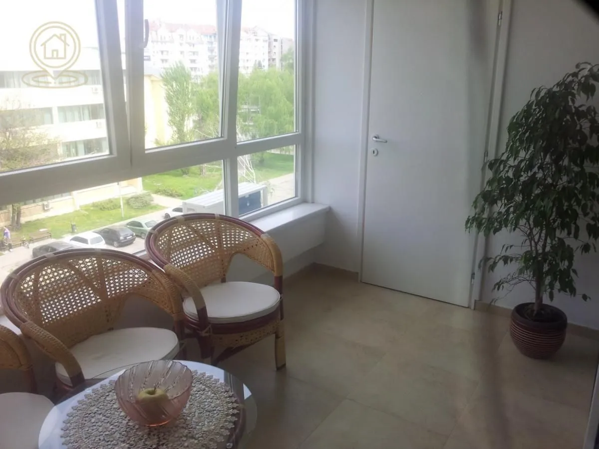 Izdavanje, dvosoban stan, 56m², Liman 4, Novi Sad Sve Podlokacije