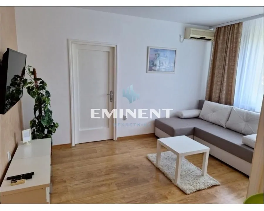Izdavanje, stan, 45m², Stari Grad, Beograd