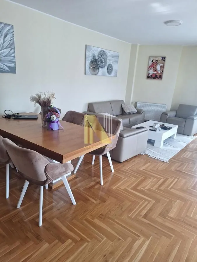 Prodaja, četvorosoban stan, 91m², Sajmište, Novi Sad