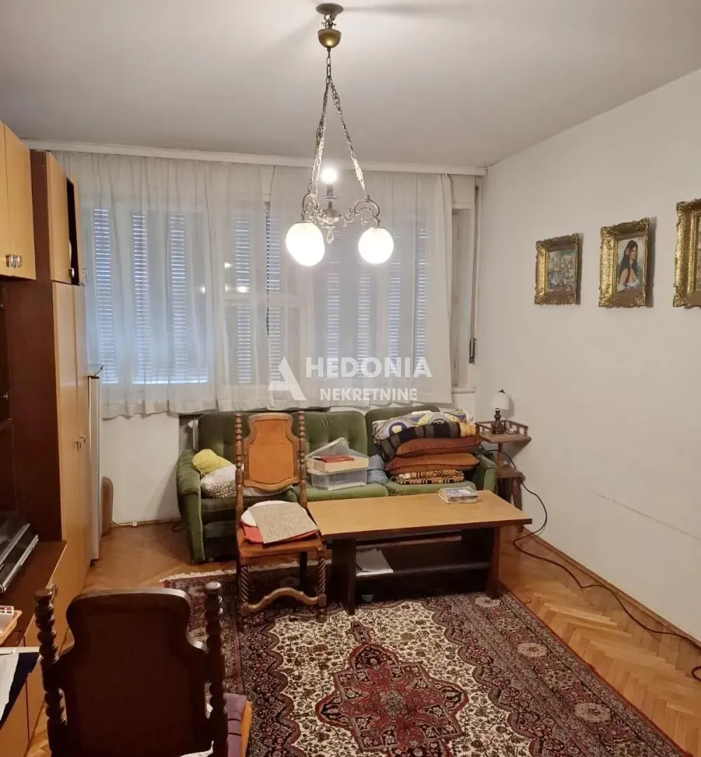 Prodaja, trosoban stan, 76m², Savski Venac, Beograd