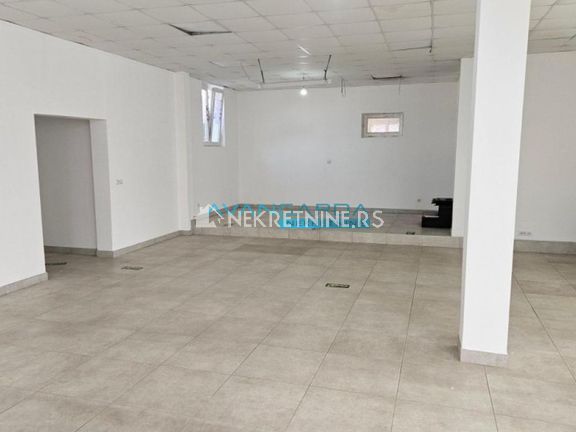 Zemun, Altina, Ugrinovački put, Lokal, 170m2, 1200 EUR
