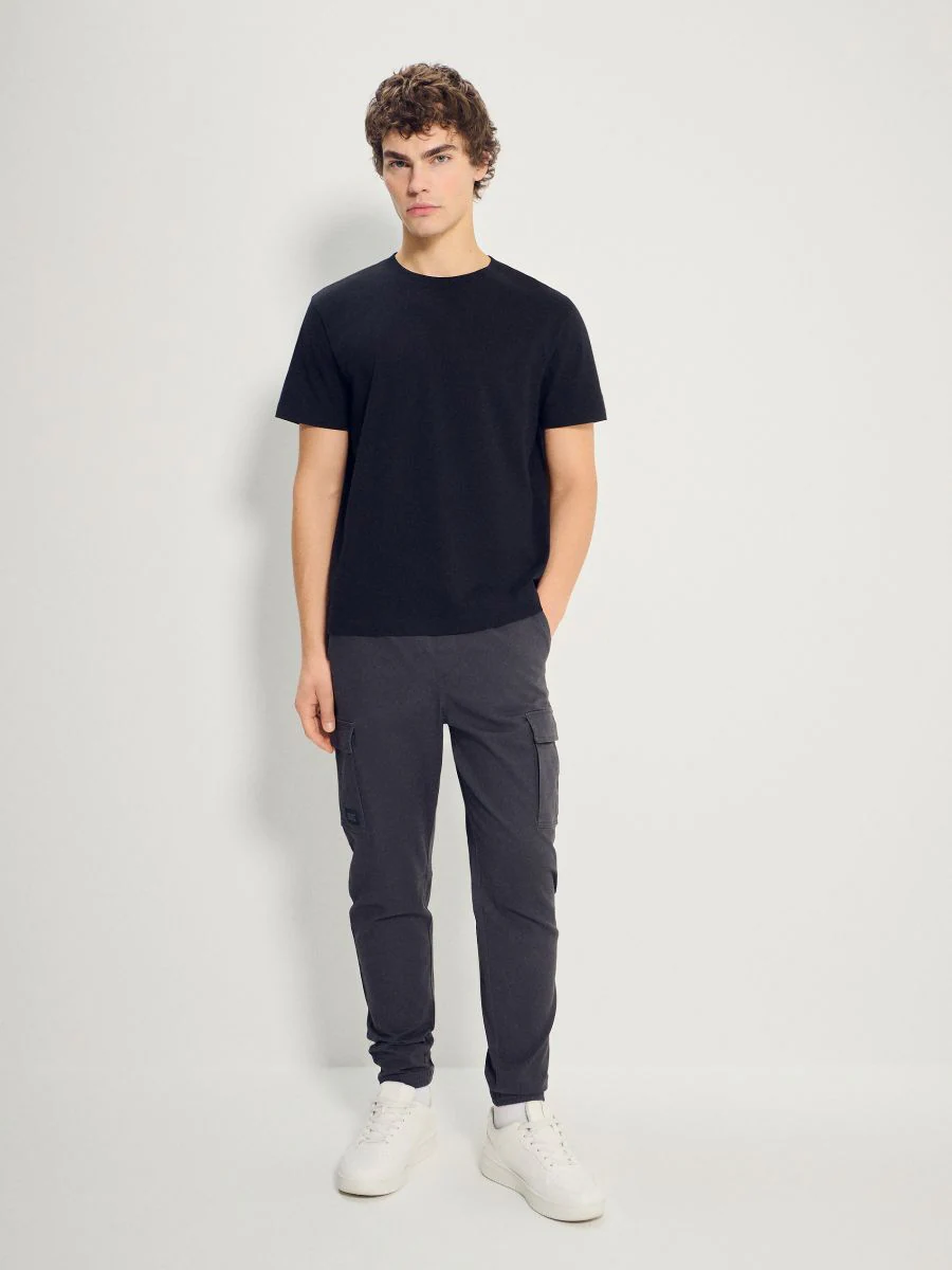 Jogger pantalone sa džepovima cargo
