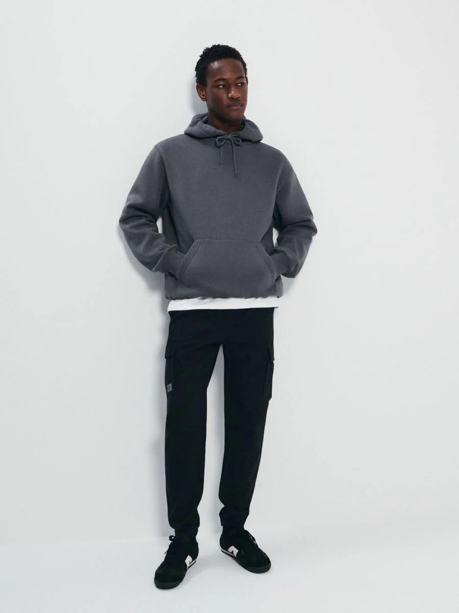 Jogger pantalone sa džepovima cargo