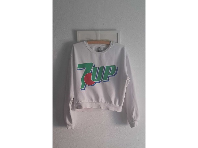 7UP crop HM duks