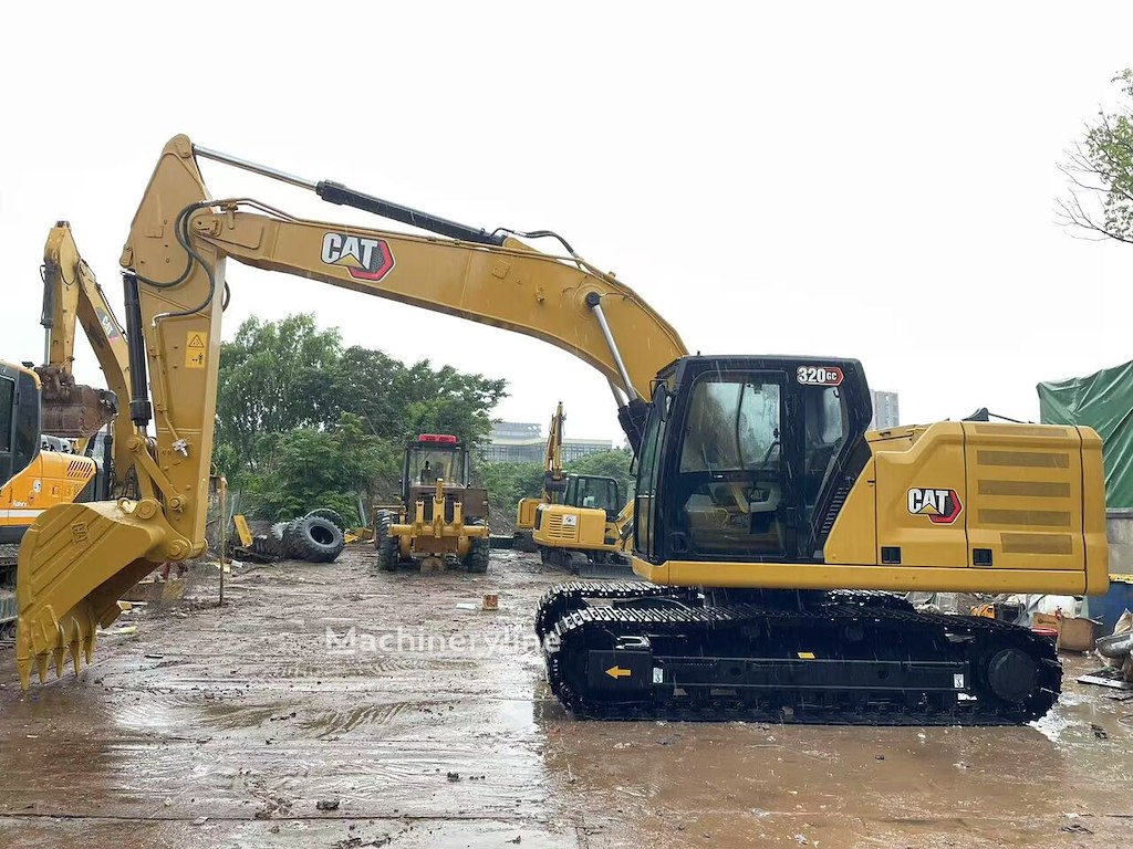 Caterpillar 320GC bager guseničar