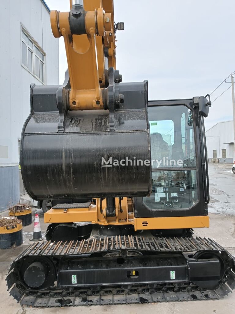 Novi Caterpillar 308E2 midi bager