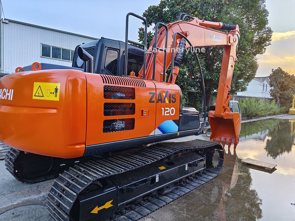 Hitachi ZX120 bager guseničar